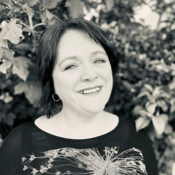 Dataphoria - Lead Generation & Data Analytics